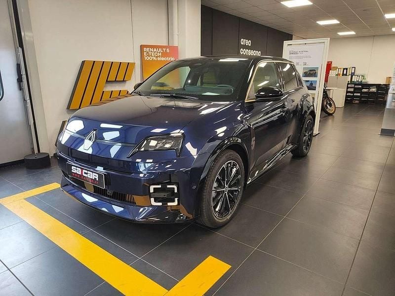 Nuova 2024 Renault R5 Iconic 106 CV Due volumi – 10071 Mappano Di ...