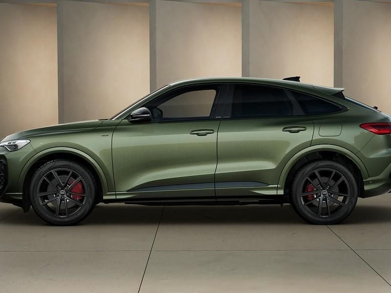 Nuova 2025 Audi Q5 Sportback S-Line 299 CV SUV – 24124 Bergamo ...