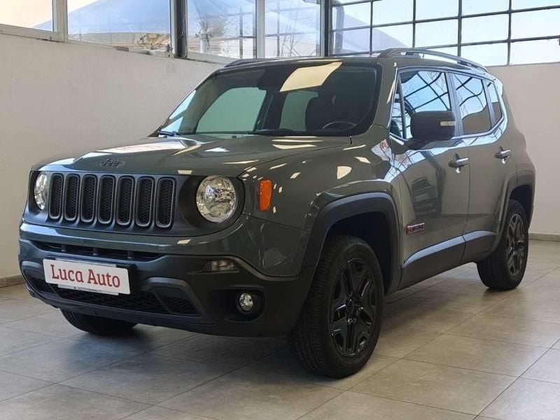 Usata 2015 Jeep Renegade Trailhawk 170 CV SUV – 20093 Cologno Monzese ...