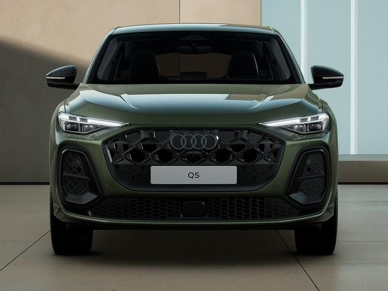 Nuova 2025 Audi Q5 Sportback S-Line 299 CV SUV – 24124 Bergamo ...