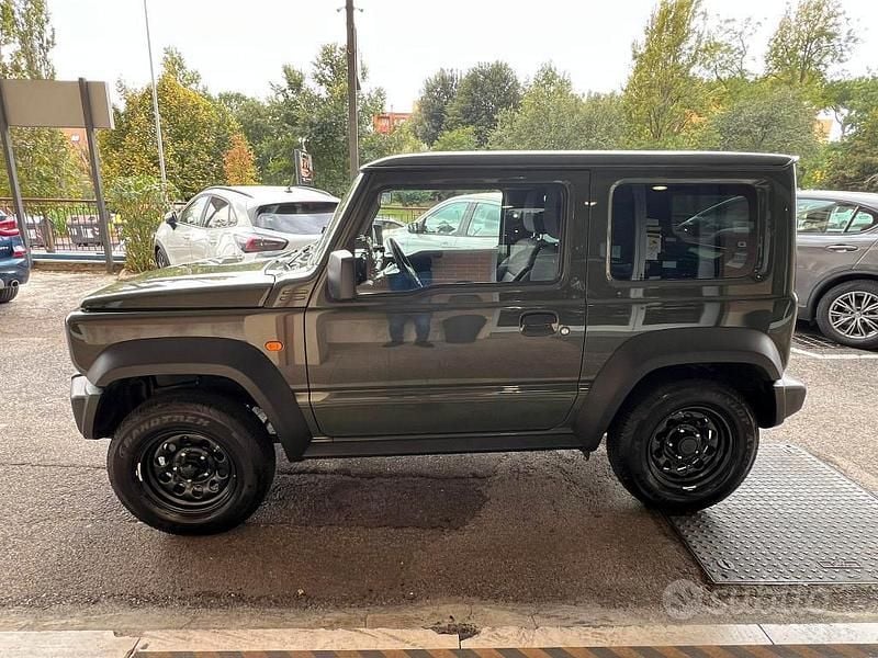 Usata 2023 Suzuki Jimny 101 CV SUV – 00139 Roma (RM) (Rivenditore) – 29 ...