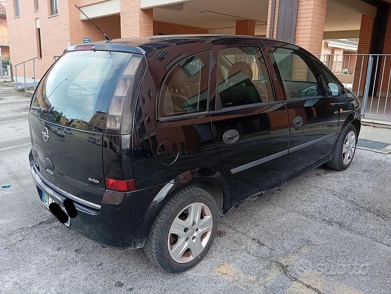 Usata 2009 Opel Meriva Monovolume – Marche (Privato) – 1100 € (Ottimo ...