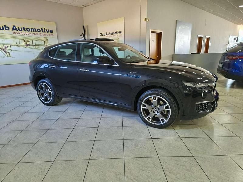 Usata 2022 Maserati Levante GT 330 CV SUV – 80122 Napoli - Na ...