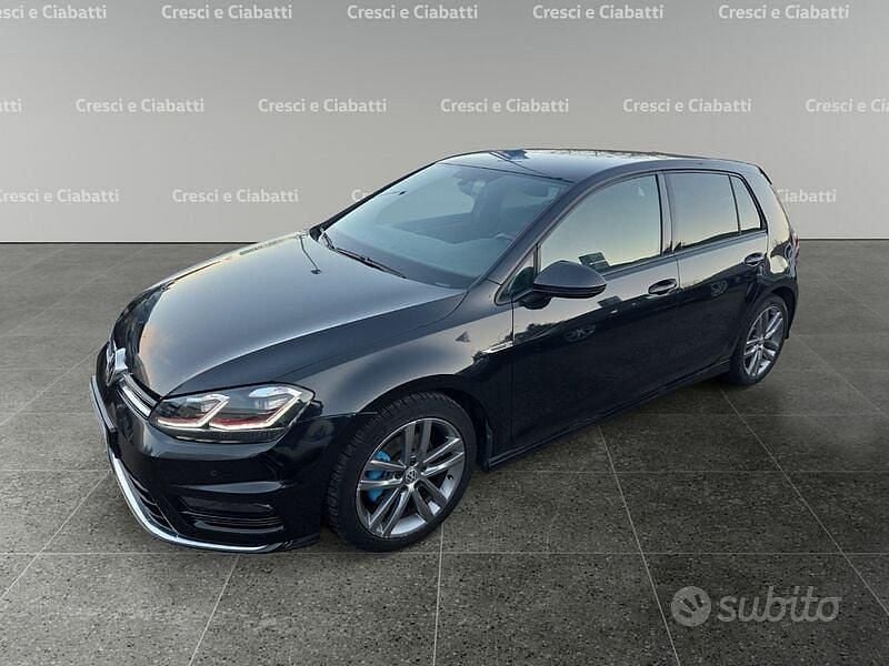 Usata 2016 VW Golf VII Edition 110 CV Tre volumi – 52011 Bibbiena ...