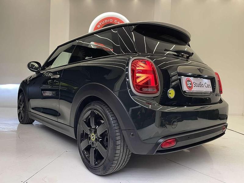 Usata 2023 Mini Cooper SE Resolute Edition 102 CV Due volumi – Lazio ...