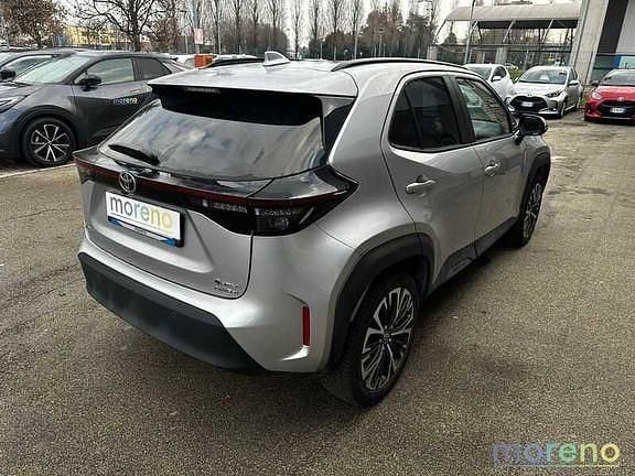 Usata 2024 Toyota Yaris Hybrid Lounge 130 CV Pick-up – 40133 Roma ...