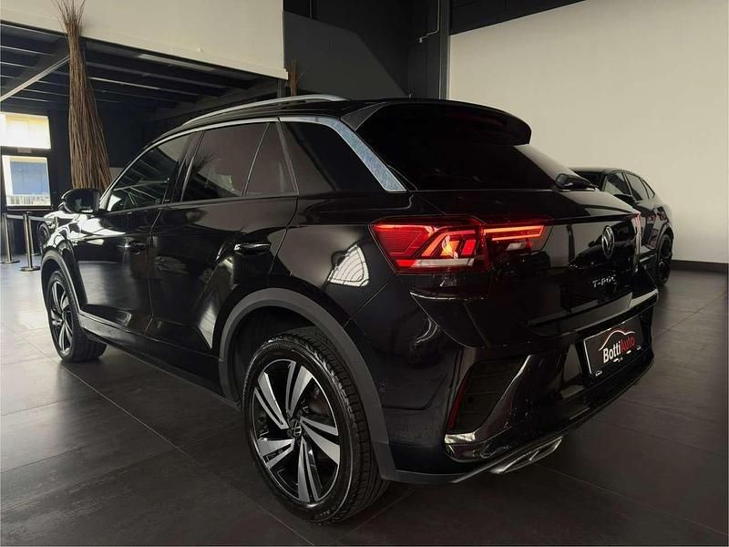 Usata 2022 VW T-Roc R-line 110 CV SUV – 29017 Fiorenzuola d’Arda - Pc ...
