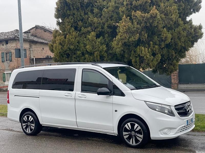 Usata 2015 Mercedes Vito 135 CV Station wagon – Emilia-Romagna (Rivenditore) – 23.500 € (Molto ...