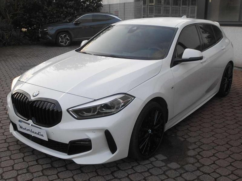 Usata 2020 BMW 116 M Sport 116 CV Utilitaria – 20843 Verano Brianza ...