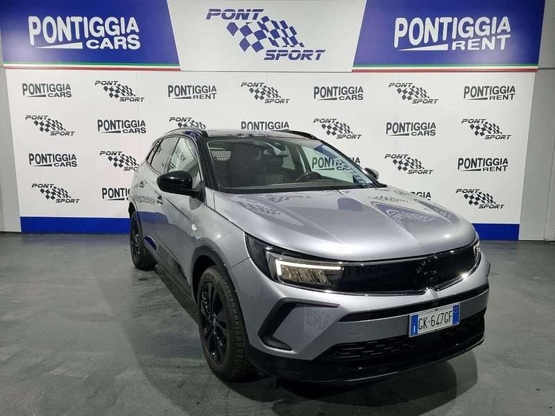 Usata 2022 Opel Grandland X GS Line 131 CV SUV – 23013 Cosio Valtellino ...
