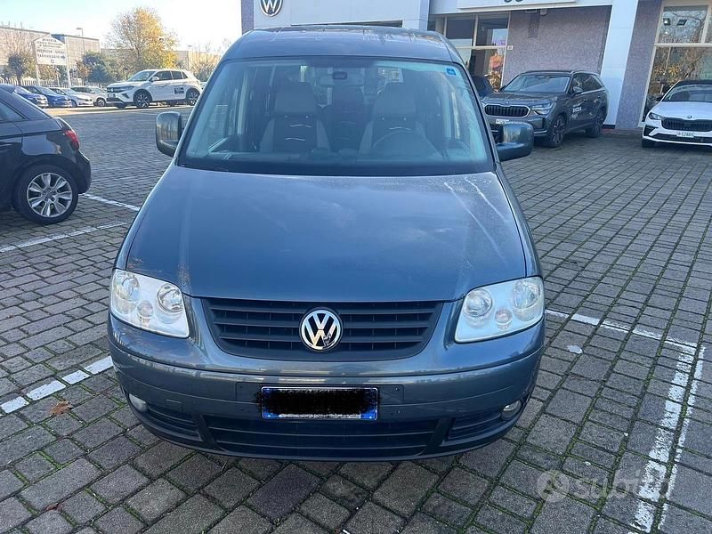 Usata 2007 VW Caddy Life 108 CV Monovolume – Emilia-Romagna ...