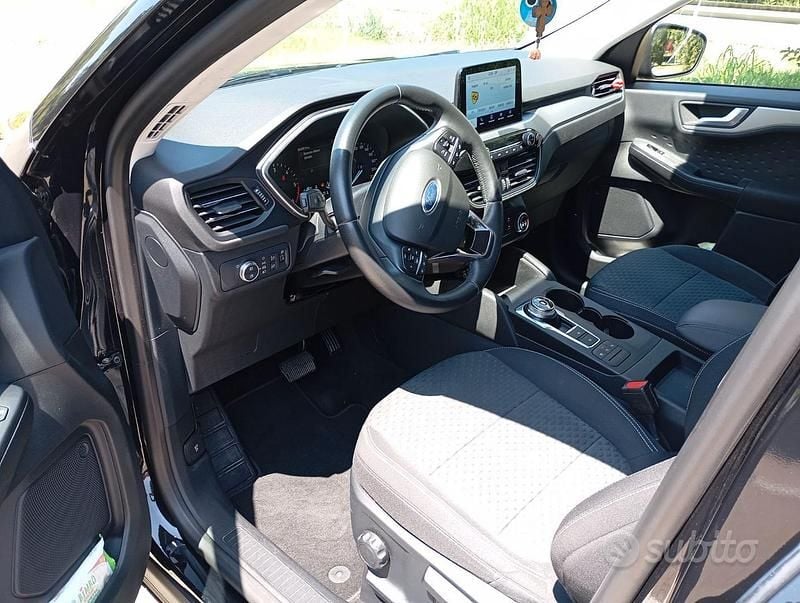 Usata 2021 Ford Kuga 120 CV SUV – 41126 Formigine (Privato) – 12.500 ...