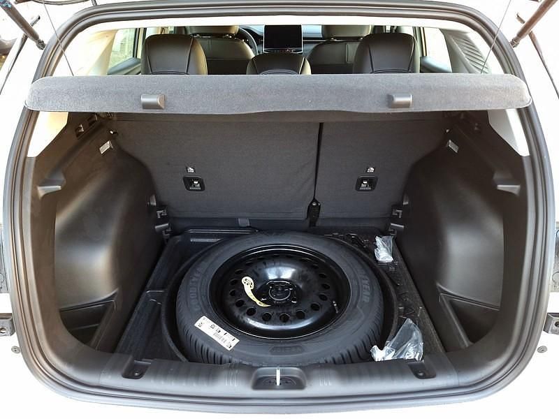 Usata 2024 Jeep Compass Altitude 130 CV SUV – 4604 Via Vienna, - Porto ...