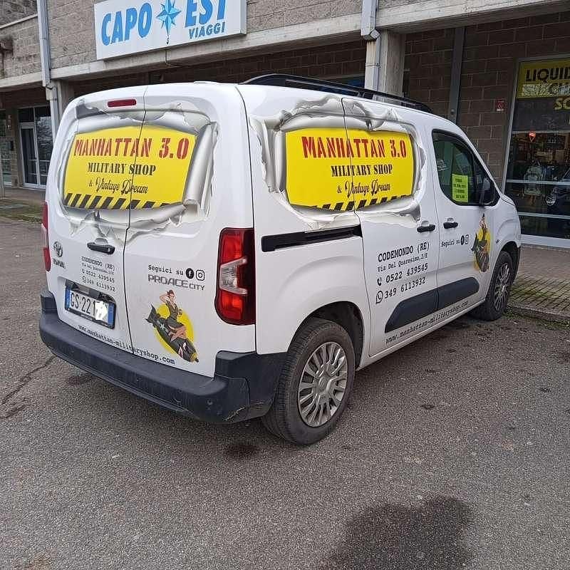 Usata 2024 Toyota Proace City City 110 CV Monovolume – 42023 reggio ...