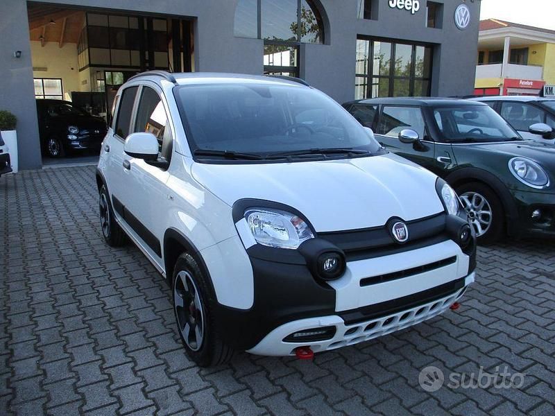 Usata 2024 Fiat Panda Cross Cross Due volumi – 31021 Mogliano Veneto ...