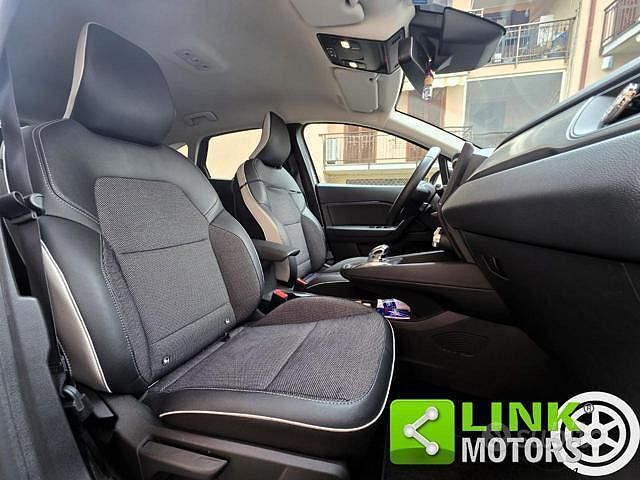 Usata 2021 Renault Captur Intens 160 CV SUV – 27051 Cava Manara (PV ...