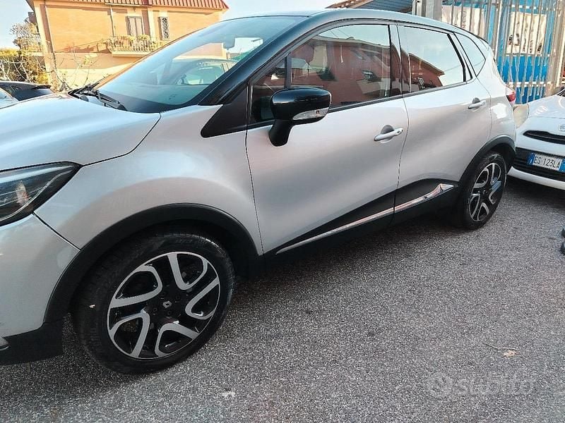 Usata 2016 Renault Captur SUV – Lazio (Privato) – 7890 € (Non valutata ...