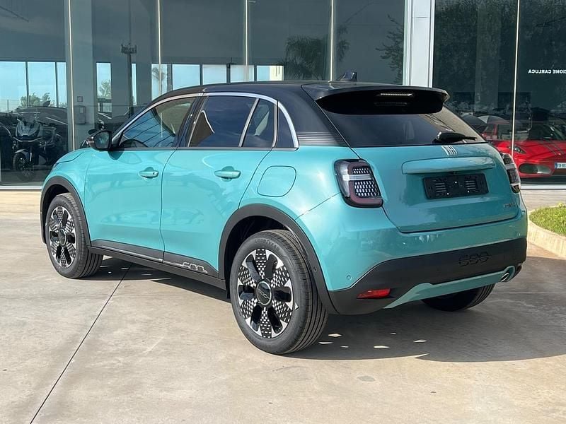 Nuova 2025 Fiat 600 La Prima 100 CV SUV – Sicilia (Rivenditore) – 26. ...