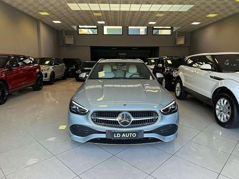 Usata 2022 Mercedes C200 Premium 163 CV Station wagon – 51100 Pistoia ...