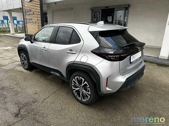 Usata 2024 Toyota Yaris Hybrid Lounge 130 CV Pick-up – 40133 Roma ...