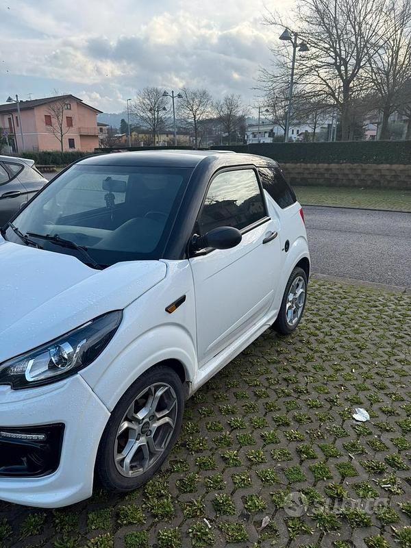 Usata 2024 Ligier JS50 Due volumi – Toscana (Privato) – 7100 € (Super prezzo) | AutoUncle