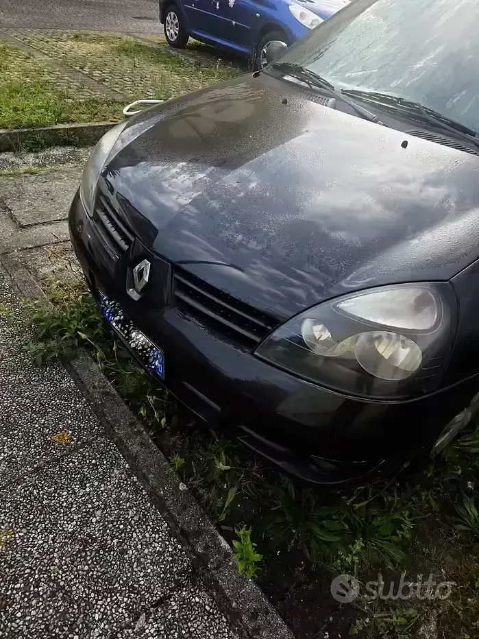 Usata Renault Clio II 58 CV (2009) in Asigliano Veneto - 1800 € | AutoUncle