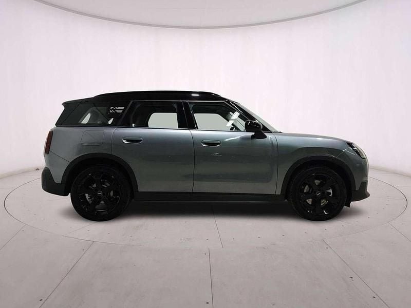 Usata 2025 Mini Countryman Classic 170 CV SUV – 41125 MODENA ...