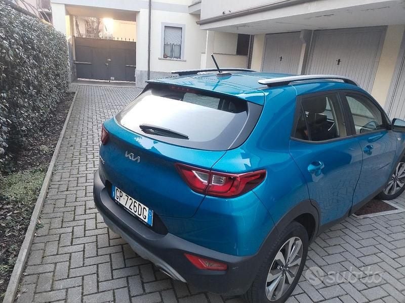 Usata 2023 Kia Stonic 100 CV SUV – (Privato) – 14.000 € (Non valutata ...