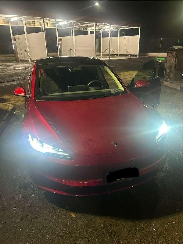 Usata 2024 Tesla Model 3 Standard Range 120 CV Tre volumi – 10155 ...