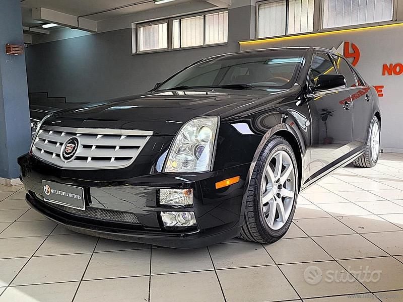 Usata 2005 Cadillac STS 320 CV Tre volumi – 00013 Fonte Nuova (RM ...