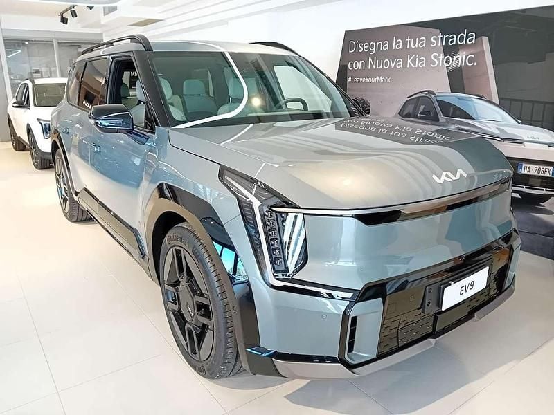 Nuova 2026 Kia EV9 GT-Line 383 CV SUV – 55041 Lido di Camaiore - Lucca ...