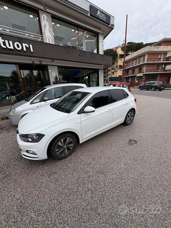 Usata 2018 VW Polo 75 CV Tre volumi – Campania (Privato) – 10.000 ...