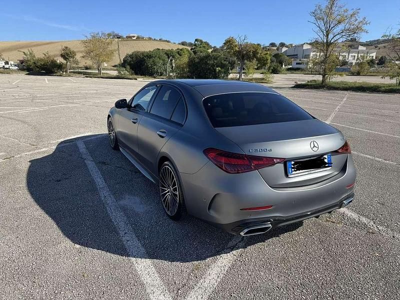 Usata 2023 Mercedes C300 Premium 265 CV Tre volumi – 60126 ancona ...