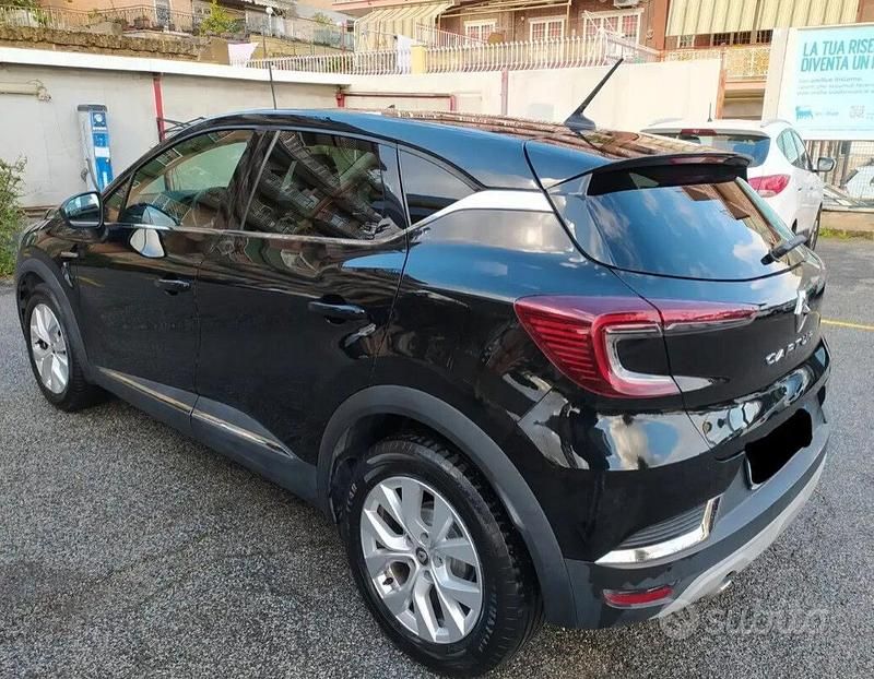 Usata 2021 Renault Captur Intens 100 CV SUV – Abruzzo (Rivenditore ...