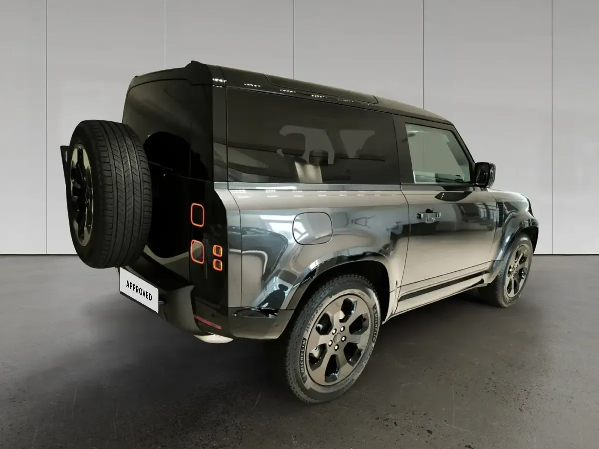 Nuova Land Rover Defender SE Dynamic 200 CV (2026) in empoli - 83.900 ...