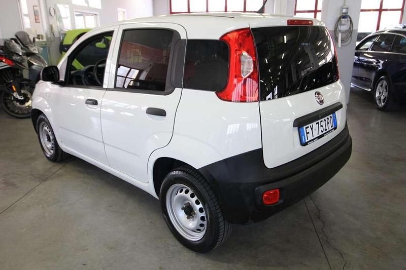 Usata 2019 Fiat Panda Pop 69 CV Furgone – Piemonte (Rivenditore) – 6885 ...