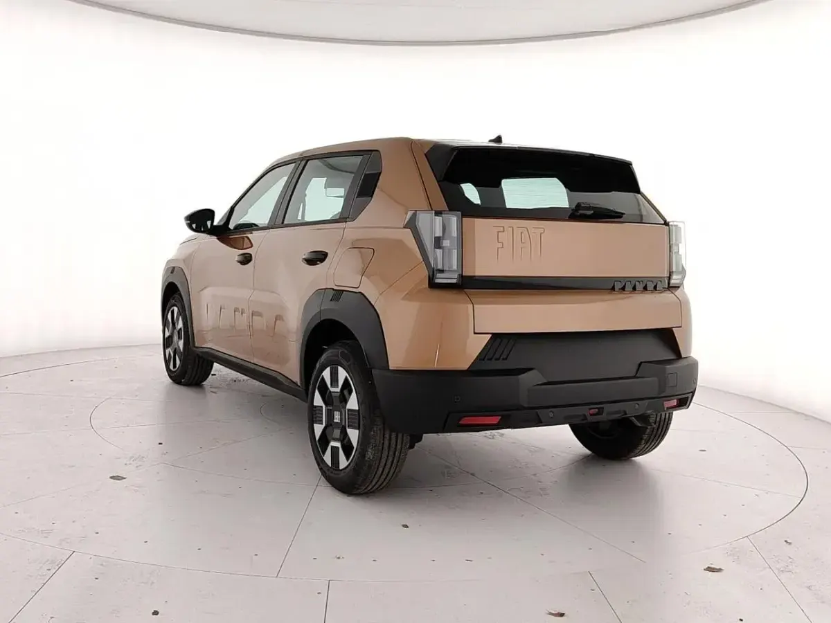 Nuova Fiat Grande Panda Icon 100 CV (2026) - 17.800 € | AutoUncle