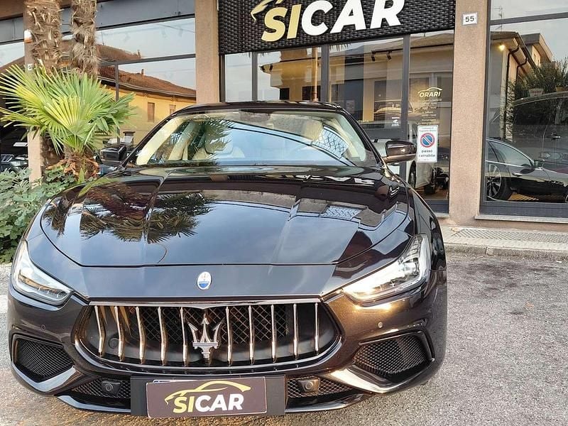 Usata 2017 Maserati Ghibli 275 CV Tre volumi – 21054 fagnano olona ...