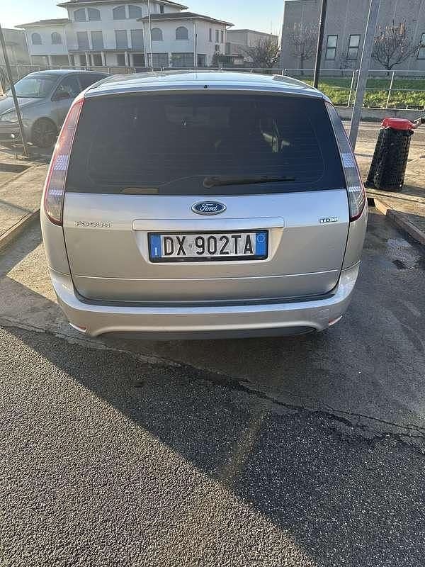 Usata 2009 Ford Focus Titanium 109 CV Station wagon – 25029 ...