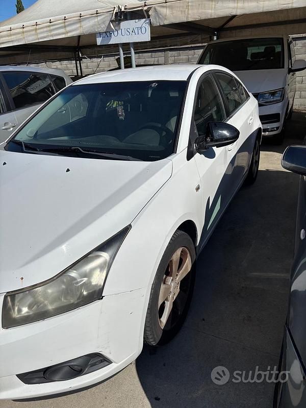 Usata 2010 Chevrolet Cruze LT 150 CV Tre volumi – 57121 Livorno (LI ...
