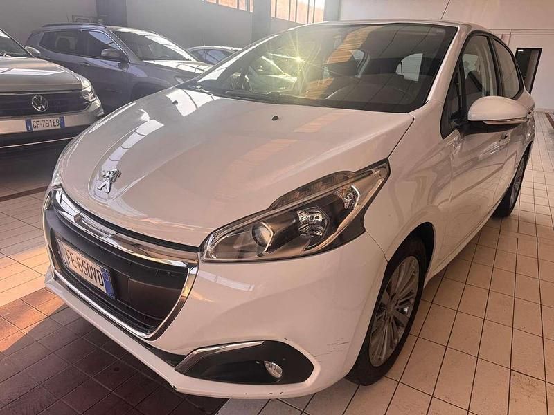 Usata 2016 Peugeot 208 Allure 82 CV Due volumi – 20093 Cologno Monzese ...
