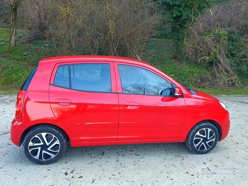 Usata 2010 Kia Picanto 65 CV Due volumi – Lazio (Privato) – 5900 € (Non ...