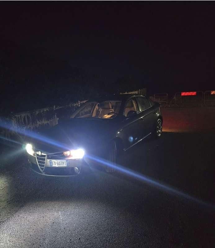 Usata 2010 Alfa Romeo 159 Progression 150 CV Tre volumi – 87060 crosia ...