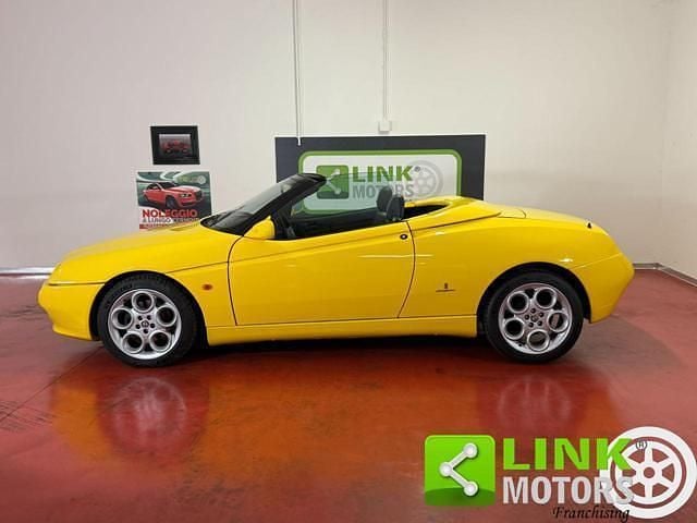 Usata 2001 Alfa Romeo Spider 149 CV Cabrio – Marche (Rivenditore) – 16. ...