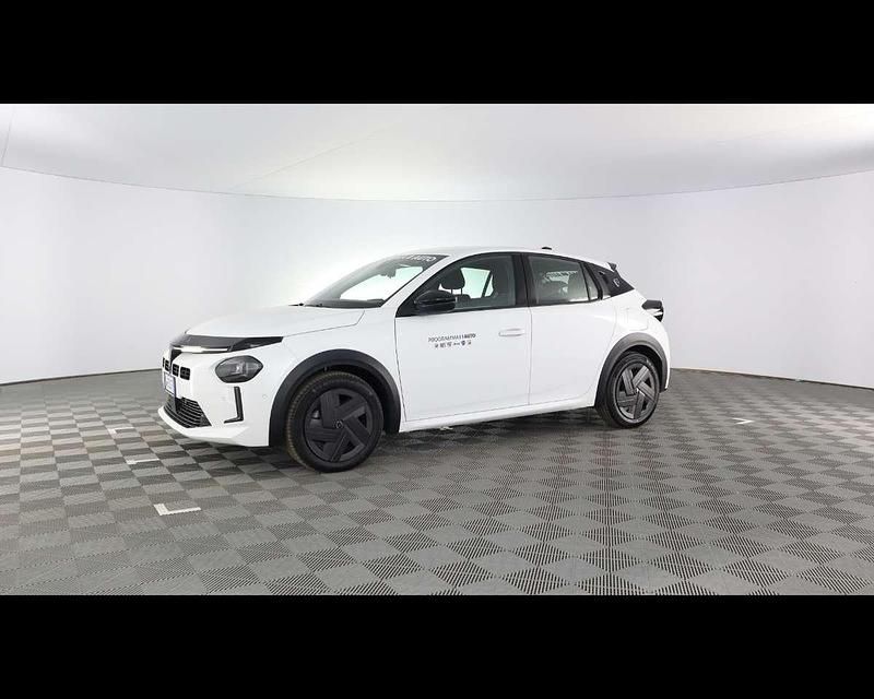 Nuova 2025 Lancia Ypsilon 101 CV Due volumi – 29122 Piacenza - Pc ...