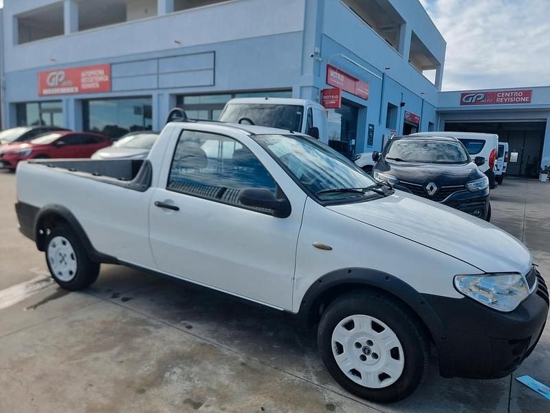 Usata 2006 Fiat Strada 80 CV Pick-up – Puglia (Rivenditore) – 6900 ...