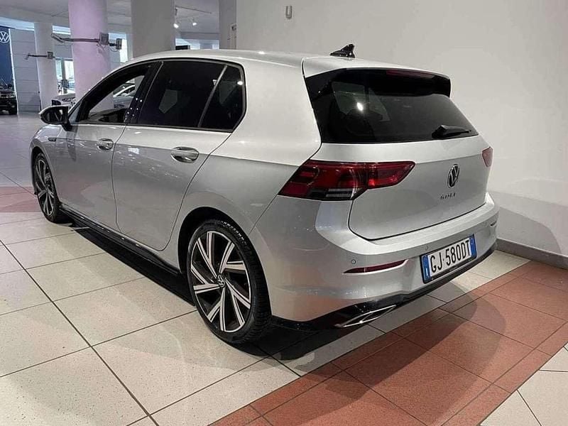 Usata 2022 VW Golf R-line 131 CV Tre volumi – 16126 Genova - Ge ...