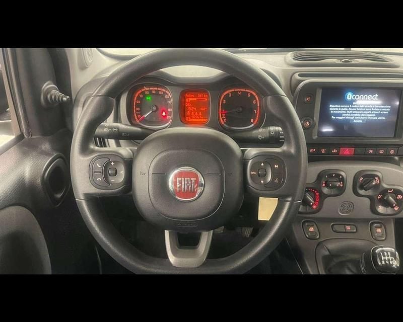 Usata 2022 Fiat Panda City Life 69 CV Tre volumi – 40055 Villanova ...