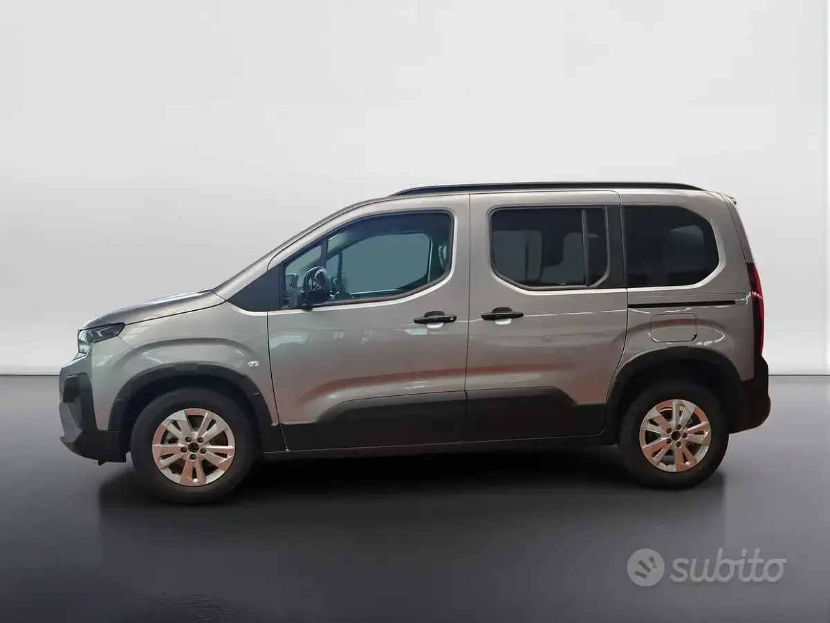 Nuova Peugeot Rifter Allure 102 CV (2026) in Varese - 24.000 € | AutoUncle