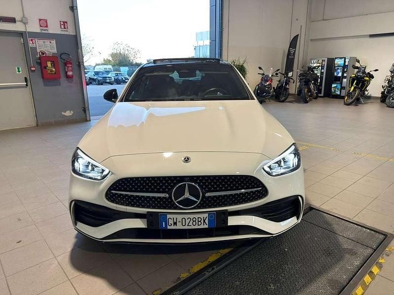 Usata 2024 Mercedes C220 AMG Line Premium Plus 200 CV Berlina – 88100 ...